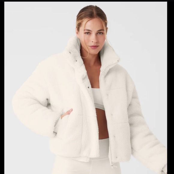ALO Yoga | Jackets & Coats | Alo White Puffer Coat | Poshmark